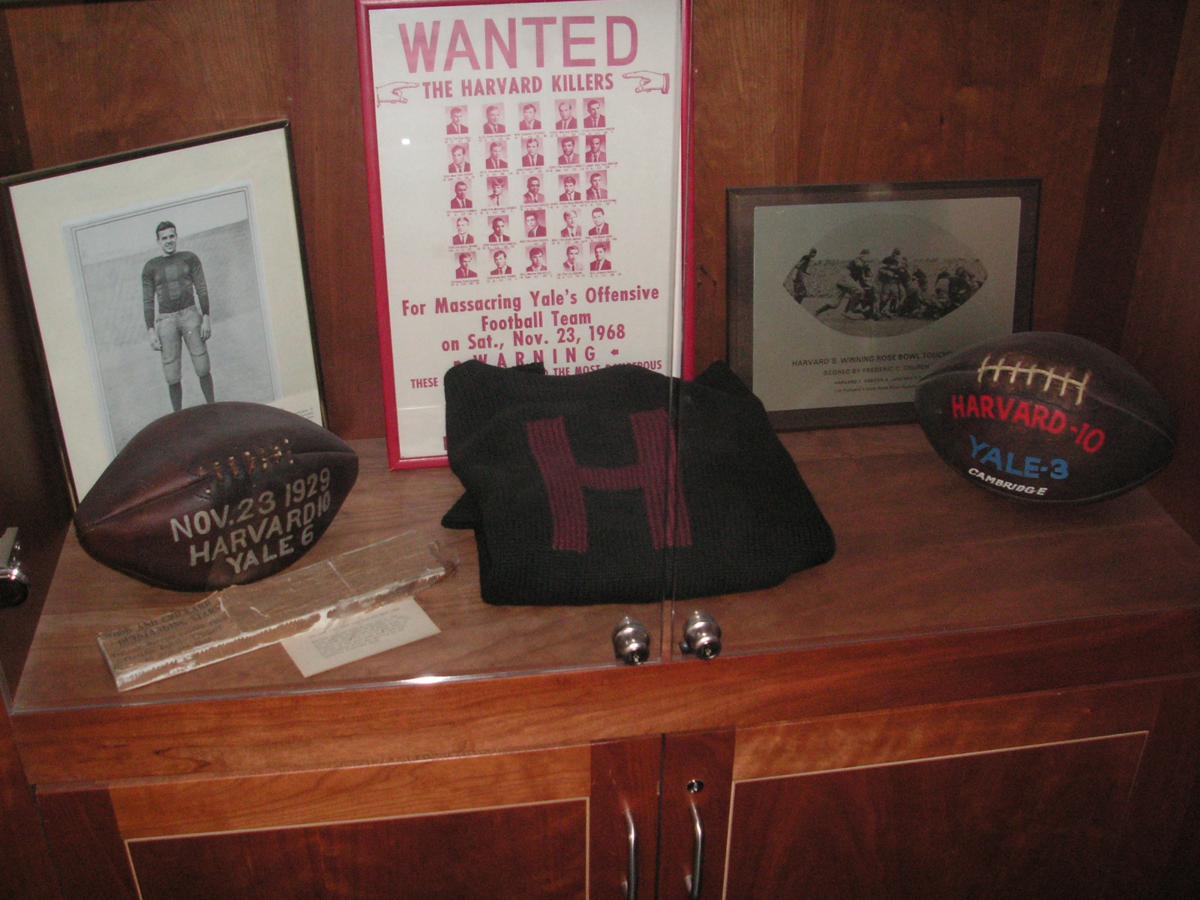 Page 7 - May 2005 Brimfield Antiques Fair Story